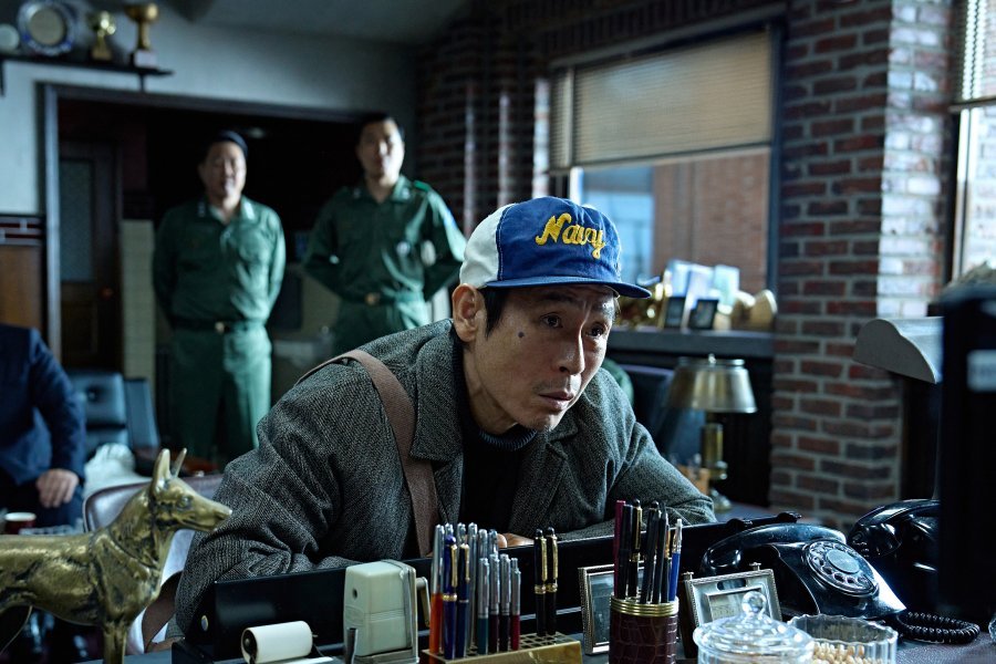 Sul Kyung Gu discusses the challenges he faced while acting in Netflix ...