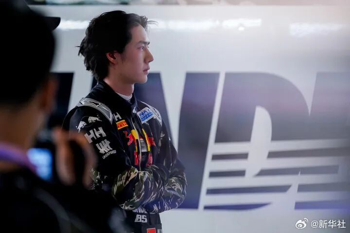 Wang Yi Bo competes at China GT Shanghai race - MyDramaList News