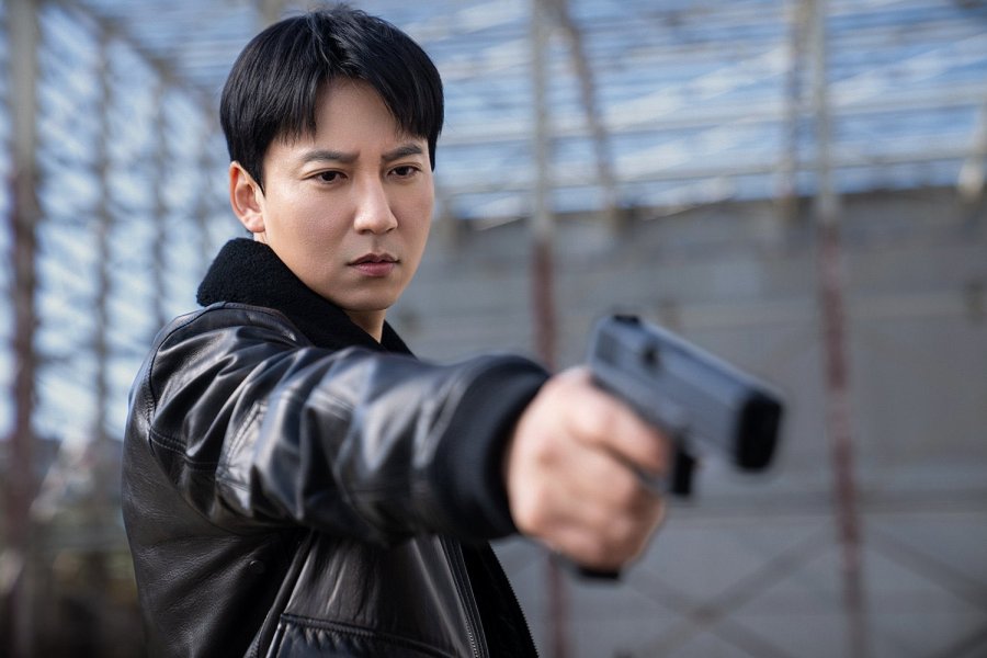 'Trigger' Kim Nam Gil struggles to comprehend: 'Hate the sin, not the ...