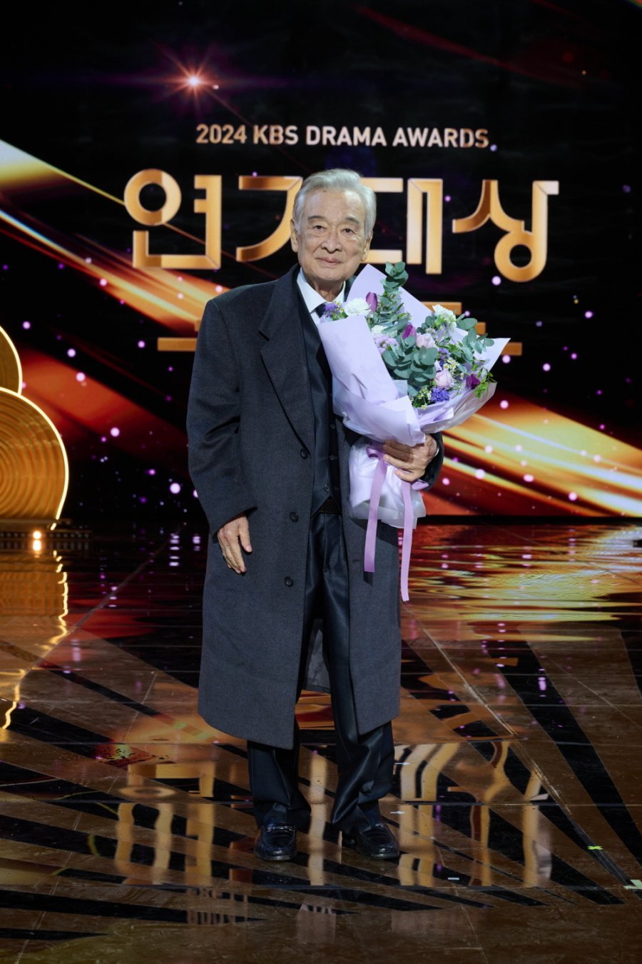 Veteran actor Lee Soon Jae dies at age 91 - MyDramaList News