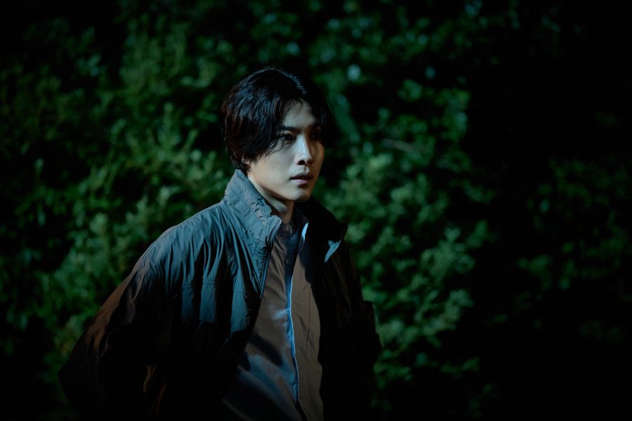 Lee Jong Won searches for missing Kim Hye Yoon in K-horror 'Salmokji ...