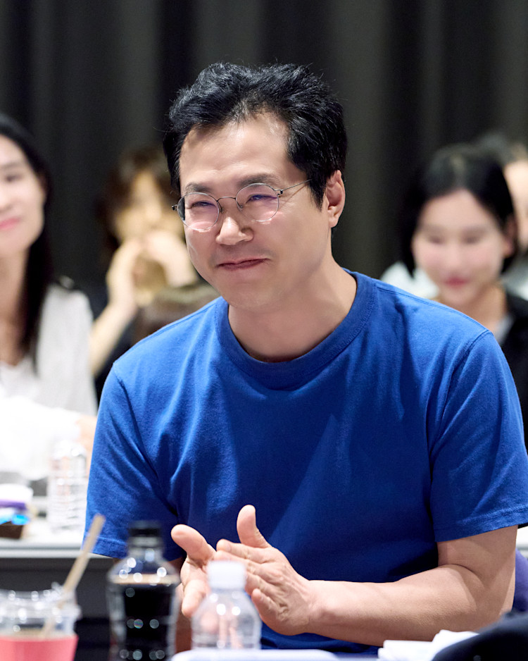 Netflix casts Jung Ryeo Won, Ha Yoon Kyoung, Kim Mu Yeol & more in new ...
