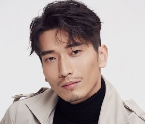 Lieutenant Chen Feng - MyDramaList