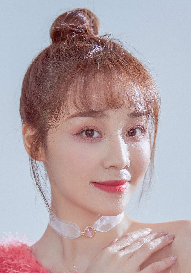 Li Yi (李艺) - MyDramaList