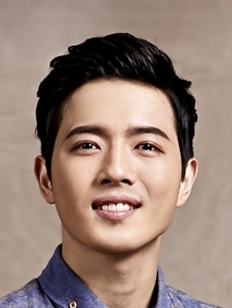 Hun Kim's Instagram, Twitter & Facebook on IDCrawl