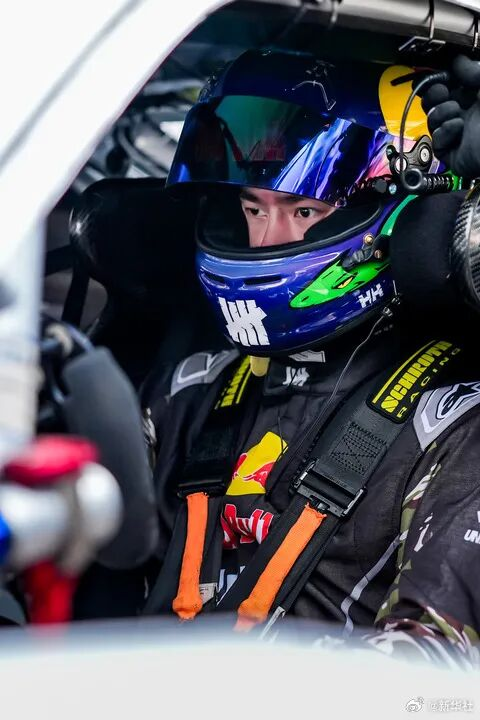 Wang Yi Bo competes at China GT Shanghai race - MyDramaList News