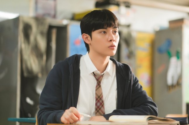'Study Group's Lee Jong Hyun on portraying a young boy weighed down by the harsh realities of ...
