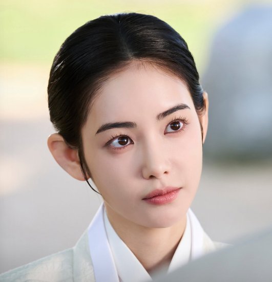 Hong Su Zu holds high ambitions in 'Moon River' - MyDramaList News